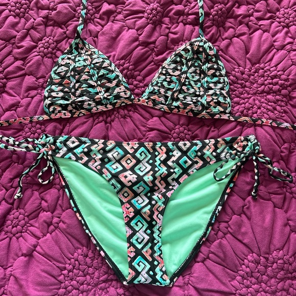 Swim | Geometric Pattern Bikini Set | Poshmark